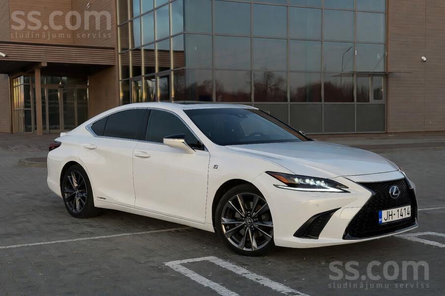 Balts Lexus ES 2019 Valmiera, ar dzinēja tilpumu 2.50 L un nobraukumu 99 tūkst. km par 27000 €, foto 4 vietnē AUTOMOTO.COM.LV