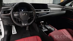 White Lexus ES 2019 in Tallinn, with an engine capacity of 2.50 L and mileage of 80 thousand km for 33995 €, photo 18 on AUTOMOTO.COM.LV
