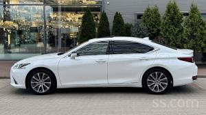 Balts Lexus ES 2019 Rīga, ar dzinēja tilpumu 2.50 L un nobraukumu 130 tūkst. km par 26350 €, foto 7 vietnē AUTOMOTO.COM.LV