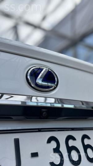 Balts Lexus ES 2019 Rīga, ar dzinēja tilpumu 2.50 L un nobraukumu 130 tūkst. km par 26350 €, foto 11 vietnē AUTOMOTO.COM.LV