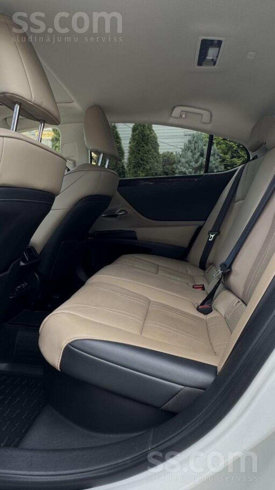 Balts Lexus ES 2019 Rīga, ar dzinēja tilpumu 2.50 L un nobraukumu 130 tūkst. km par 26350 €, foto 14 vietnē AUTOMOTO.COM.LV