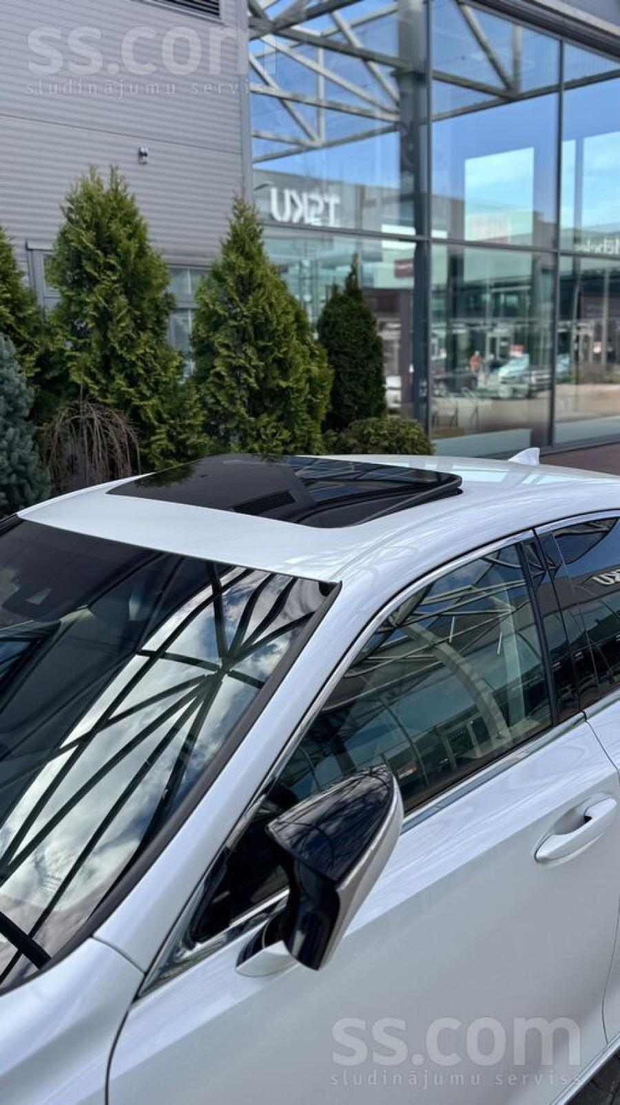 Balts Lexus ES 2019 Rīga, ar dzinēja tilpumu 2.50 L un nobraukumu 130 tūkst. km par 26350 €, foto 32 vietnē AUTOMOTO.COM.LV