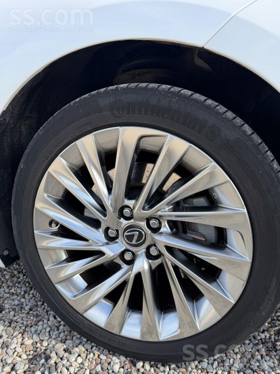 Balts Lexus ES 2019 Jūrmala, ar dzinēja tilpumu 2.50 L un nobraukumu 143 tūkst. km par 30500 €, foto 14 vietnē AUTOMOTO.COM.LV