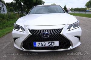 White Lexus ES 2019 in Tartu, with an engine capacity of 2.50 L and mileage of 134 thousand km for 29000 €, photo  on AUTOMOTO.COM.LV