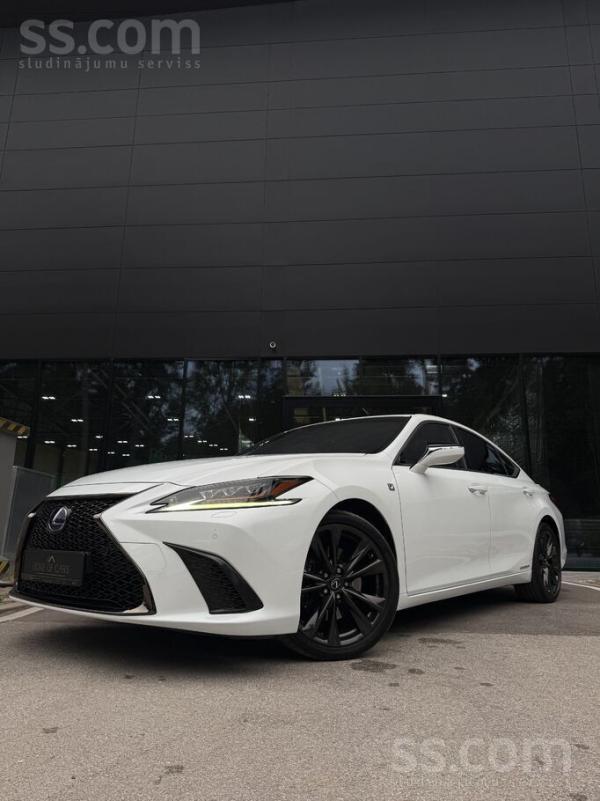 Balts Lexus ES 2019 Rīga, ar dzinēja tilpumu 2.50 L un nobraukumu 114 tūkst. km par 32000 €, foto 3 vietnē AUTOMOTO.COM.LV