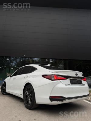 Balts Lexus ES 2019 Rīga, ar dzinēja tilpumu 2.50 L un nobraukumu 114 tūkst. km par 32000 €, foto 5 vietnē AUTOMOTO.COM.LV