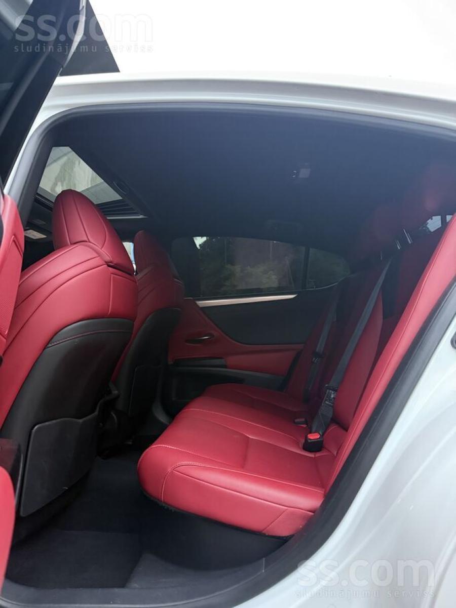 Balts Lexus ES 2019 Rīga, ar dzinēja tilpumu 2.50 L un nobraukumu 114 tūkst. km par 32000 €, foto 13 vietnē AUTOMOTO.COM.LV