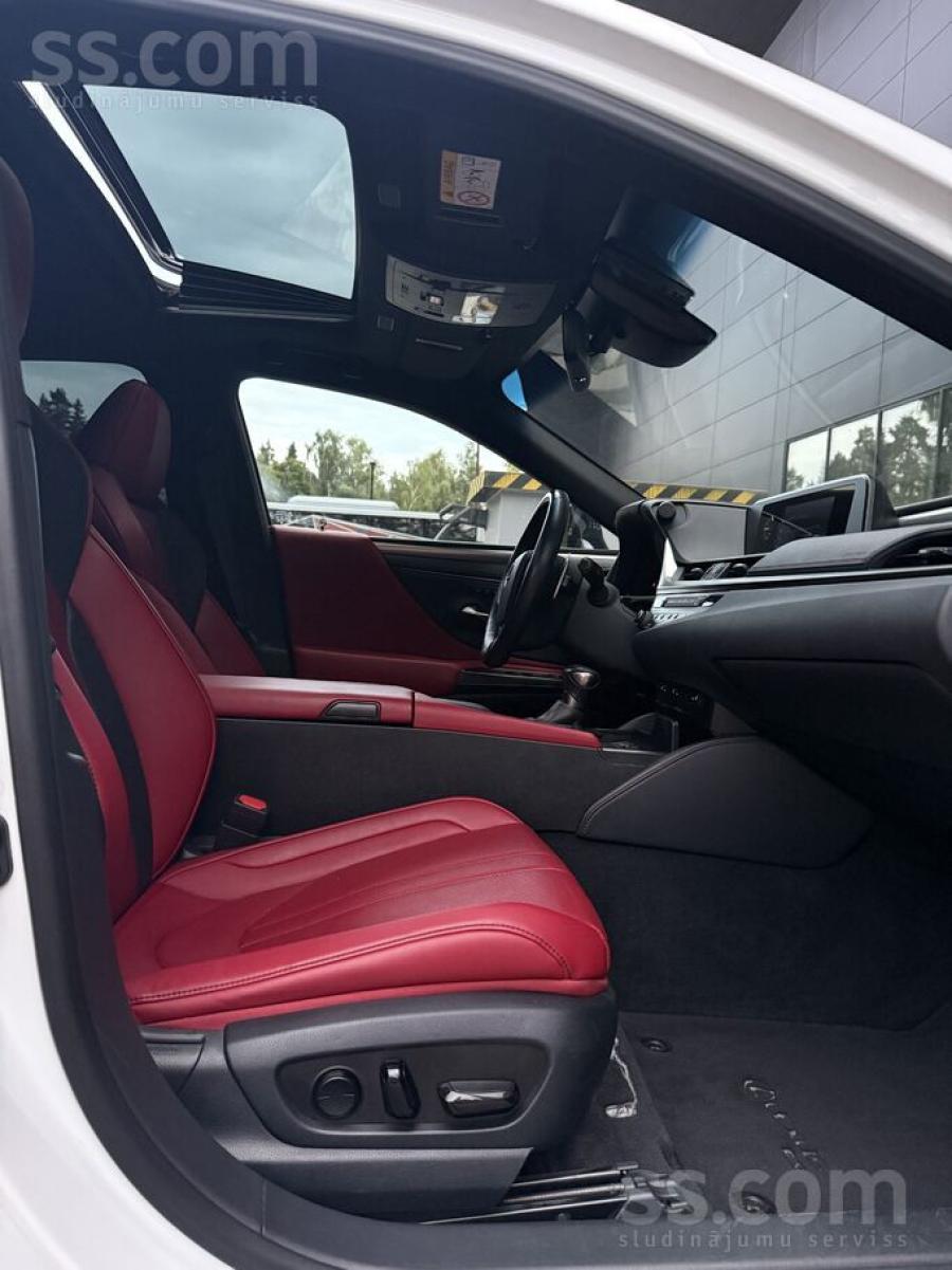 Balts Lexus ES 2019 Rīga, ar dzinēja tilpumu 2.50 L un nobraukumu 114 tūkst. km par 32000 €, foto 17 vietnē AUTOMOTO.COM.LV