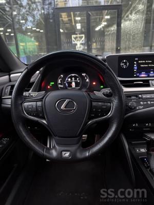 Balts Lexus ES 2019 Rīga, ar dzinēja tilpumu 2.50 L un nobraukumu 114 tūkst. km par 32000 €, foto 20 vietnē AUTOMOTO.COM.LV