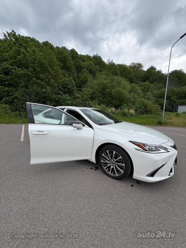 Balts Lexus ES 2021 Tallina, ar dzinēja tilpumu 2.50 L un nobraukumu 0 tūkst. km par 36000 €, foto 9 vietnē AUTOMOTO.COM.LV