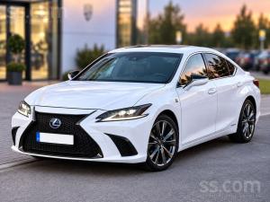 Balts Lexus ES 2021 Jūrmala, ar dzinēja tilpumu 2.50 L un nobraukumu 70 tūkst. km par 36000 €, foto  vietnē AUTOMOTO.COM.LV