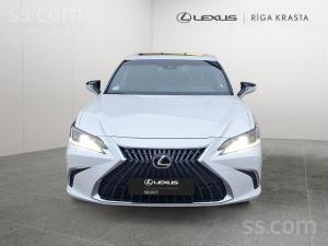 Balts Lexus ES 2024 Rīga, ar dzinēja tilpumu 2.50 L un nobraukumu 59 tūkst. km par 41900 €, foto 5 vietnē AUTOMOTO.COM.LV