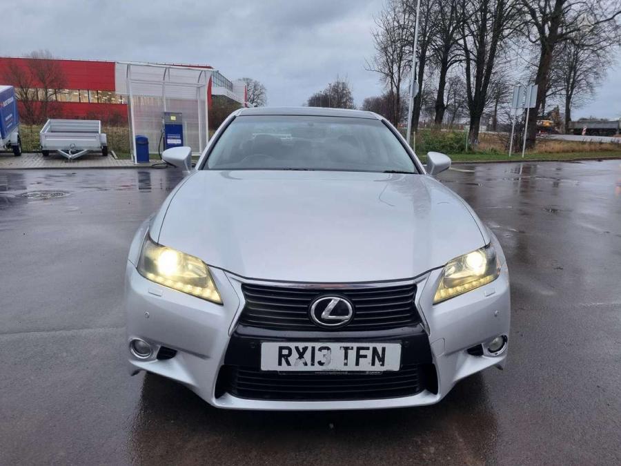 Grey Lexus GS 250 2013 in Taurage, with an engine capacity of 2.50 L and mileage of 193 thousand km for 4850 €, photo 6 on AUTOMOTO.COM.LV