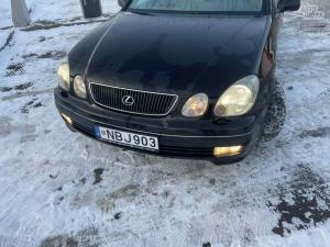 Melns Lexus GS 300h 1999 Alīta, ar dzinēja tilpumu 3.00 L un nobraukumu 399 tūkst. km par 1499 €, foto 5 vietnē AUTOMOTO.COM.LV