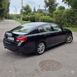 Black Lexus GS 300h 2005 in Kaunas, with an engine capacity of 3.00 L and mileage of 141 thousand km for 8000 €, photo 4 on AUTOMOTO.COM.LV