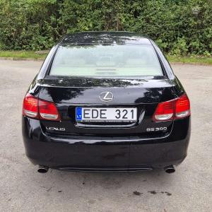 Black Lexus GS 300h 2005 in Kaunas, with an engine capacity of 3.00 L and mileage of 141 thousand km for 8000 €, photo 7 on AUTOMOTO.COM.LV