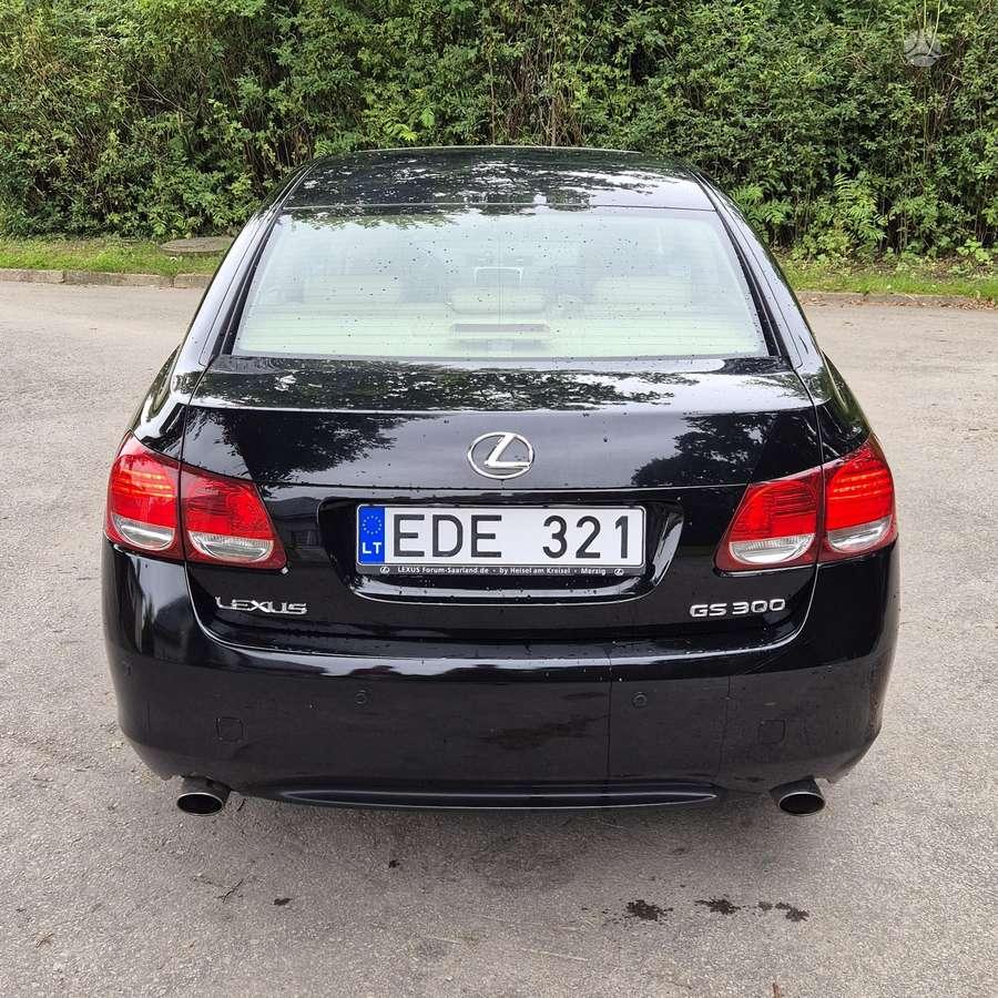 Black Lexus GS 300h 2005 in Kaunas, with an engine capacity of 3.00 L and mileage of 141 thousand km for 8000 €, photo 7 on AUTOMOTO.COM.LV