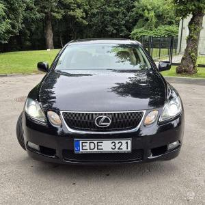 Black Lexus GS 300h 2005 in Kaunas, with an engine capacity of 3.00 L and mileage of 141 thousand km for 8000 €, photo 9 on AUTOMOTO.COM.LV