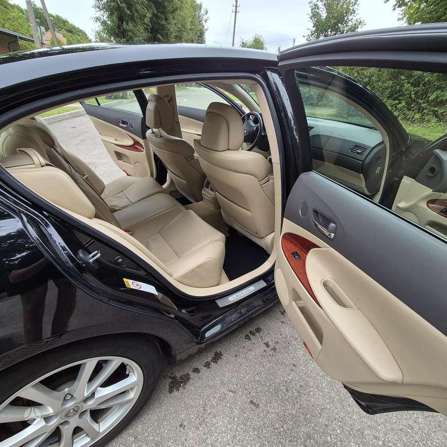 Black Lexus GS 300h 2005 in Kaunas, with an engine capacity of 3.00 L and mileage of 141 thousand km for 8000 €, photo 10 on AUTOMOTO.COM.LV