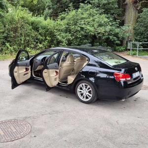 Black Lexus GS 300h 2005 in Kaunas, with an engine capacity of 3.00 L and mileage of 141 thousand km for 8000 €, photo 12 on AUTOMOTO.COM.LV