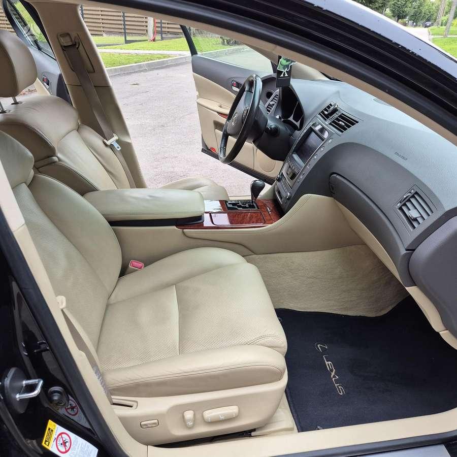 Black Lexus GS 300h 2005 in Kaunas, with an engine capacity of 3.00 L and mileage of 141 thousand km for 8000 €, photo 21 on AUTOMOTO.COM.LV