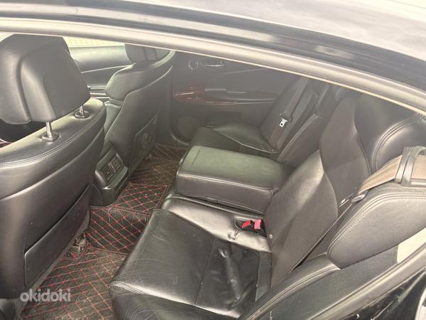 Black Lexus GS 300h 2006 in Voru, with an engine capacity of 0.00 L and mileage of 323 thousand km for 4200 €, photo 8 on AUTOMOTO.COM.LV