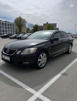 Melns Lexus GS 300h 2006 Viļņa, ar dzinēja tilpumu 3.00 L un nobraukumu 348 tūkst. km par 4300 €, foto  vietnē AUTOMOTO.COM.LV