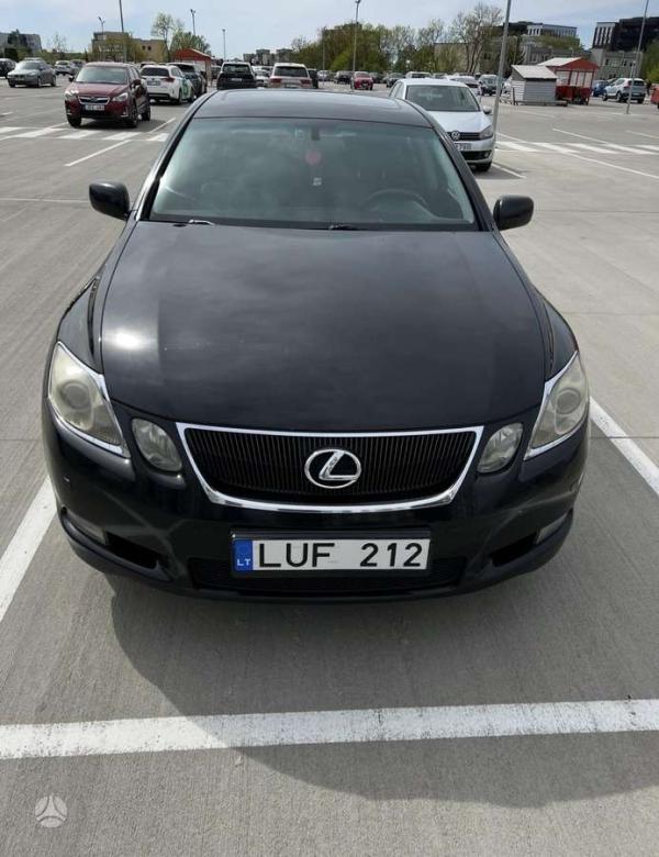 Черный Лексус GS 300h 2006 в Вильнюс, объемом двигателя 3.00 л и пробегом 348 тыс. км за 4300 €, фото 5 на AUTOMOTO.COM.LV