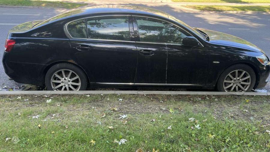Black Lexus GS 300h 2006 in Vilnius, with an engine capacity of 3.00 L and mileage of 0 thousand km for 1567 €, photo 5 on AUTOMOTO.COM.LV