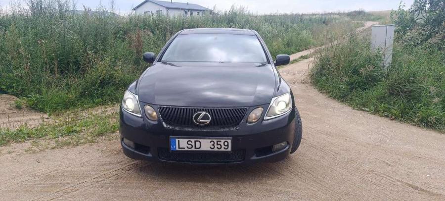 Черный Лексус GS 300h 2007 в Тракай, объемом двигателя 3.00 л и пробегом 220 тыс. км за 2200 €, фото 1 на AUTOMOTO.COM.LV