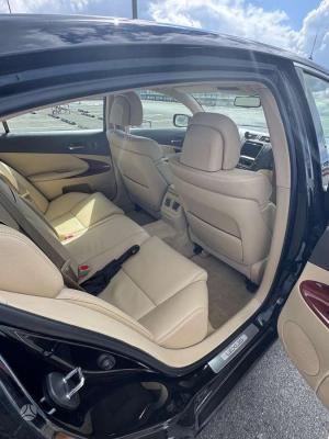 Black Lexus GS 300h 2007 in Vilnius, with an engine capacity of 3.00 L and mileage of 219 thousand km for 5500 €, photo 11 on AUTOMOTO.COM.LV