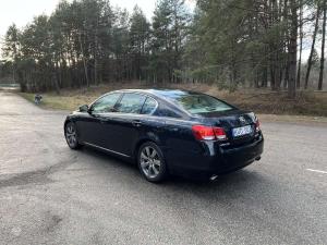 Black Lexus GS 300h 2009 in Ukmerge, with an engine capacity of 3.00 L and mileage of 201 thousand km for 4200 €, photo 4 on AUTOMOTO.COM.LV