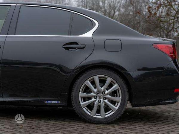 Черный Лексус GS 300h 2014 в Вильнюс, объемом двигателя 2.49 л и пробегом 215 тыс. км за 15800 €, фото 11 на AUTOMOTO.COM.LV