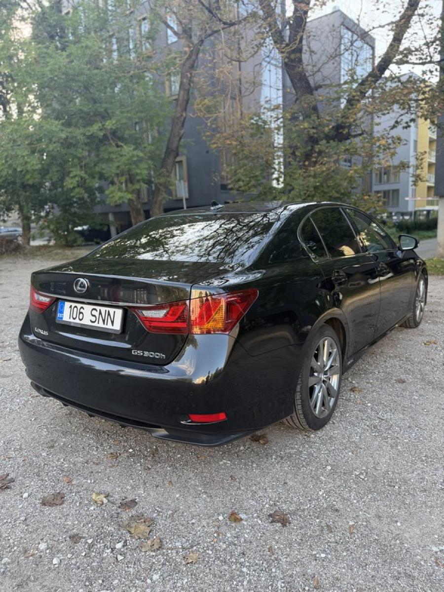 Черный Лексус GS 300h 2014 в Таллин, объемом двигателя 2.50 л и пробегом 227 тыс. км за 16500 €, фото 8 на AUTOMOTO.COM.LV