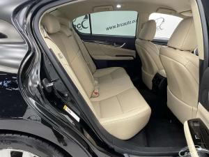 Black Lexus GS 300h 2015 in Vilnius, with an engine capacity of 2.49 L and mileage of 206 thousand km for 14100 €, photo 11 on AUTOMOTO.COM.LV
