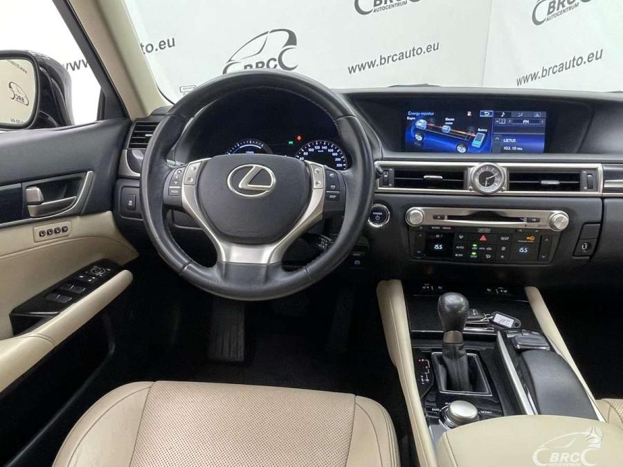 Black Lexus GS 300h 2015 in Vilnius, with an engine capacity of 2.49 L and mileage of 206 thousand km for 14100 €, photo 15 on AUTOMOTO.COM.LV