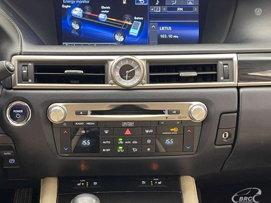 Black Lexus GS 300h 2015 in Vilnius, with an engine capacity of 2.49 L and mileage of 206 thousand km for 14100 €, photo 18 on AUTOMOTO.COM.LV
