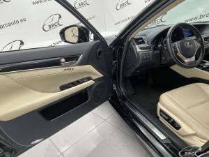 Black Lexus GS 300h 2015 in Vilnius, with an engine capacity of 2.49 L and mileage of 206 thousand km for 14100 €, photo 21 on AUTOMOTO.COM.LV