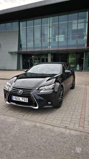 Melns Lexus GS 300h 2016 Šauļi, ar dzinēja tilpumu 2.50 L un nobraukumu 350 tūkst. km par 16000 €, foto 4 vietnē AUTOMOTO.COM.LV