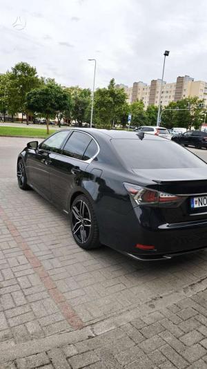 Melns Lexus GS 300h 2016 Šauļi, ar dzinēja tilpumu 2.50 L un nobraukumu 350 tūkst. km par 16000 €, foto 6 vietnē AUTOMOTO.COM.LV