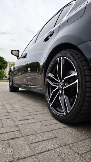 Melns Lexus GS 300h 2016 Šauļi, ar dzinēja tilpumu 2.50 L un nobraukumu 350 tūkst. km par 16000 €, foto 7 vietnē AUTOMOTO.COM.LV