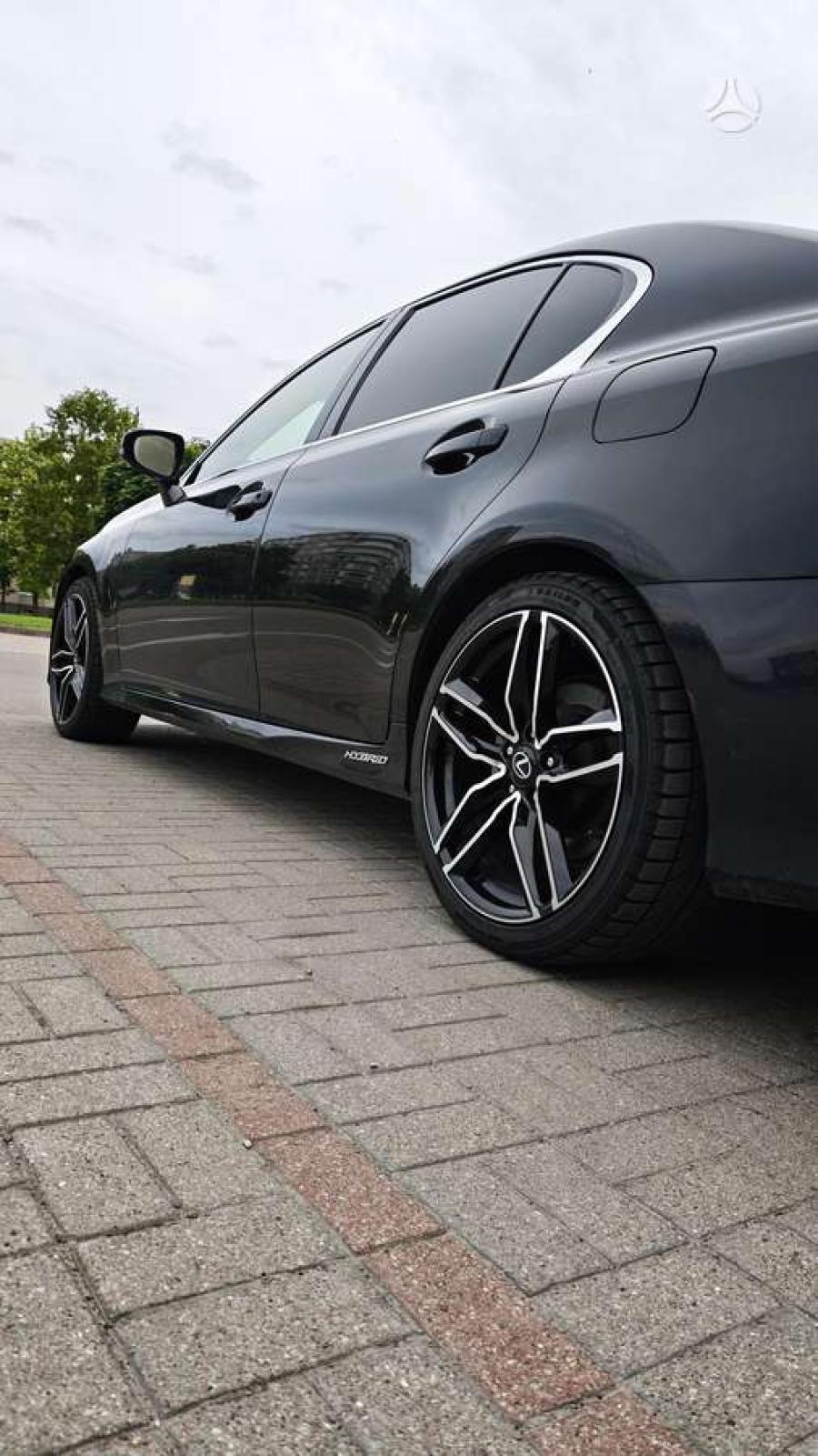 Melns Lexus GS 300h 2016 Šauļi, ar dzinēja tilpumu 2.50 L un nobraukumu 350 tūkst. km par 16000 €, foto 8 vietnē AUTOMOTO.COM.LV