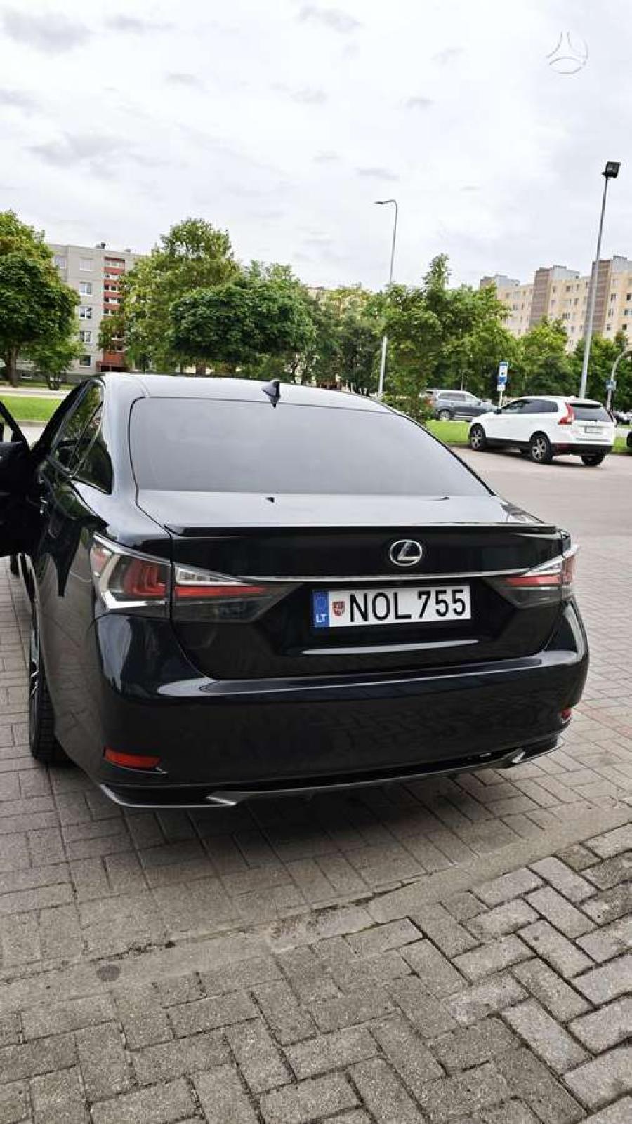 Melns Lexus GS 300h 2016 Šauļi, ar dzinēja tilpumu 2.50 L un nobraukumu 350 tūkst. km par 16000 €, foto 9 vietnē AUTOMOTO.COM.LV