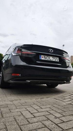 Melns Lexus GS 300h 2016 Šauļi, ar dzinēja tilpumu 2.50 L un nobraukumu 350 tūkst. km par 16000 €, foto 10 vietnē AUTOMOTO.COM.LV