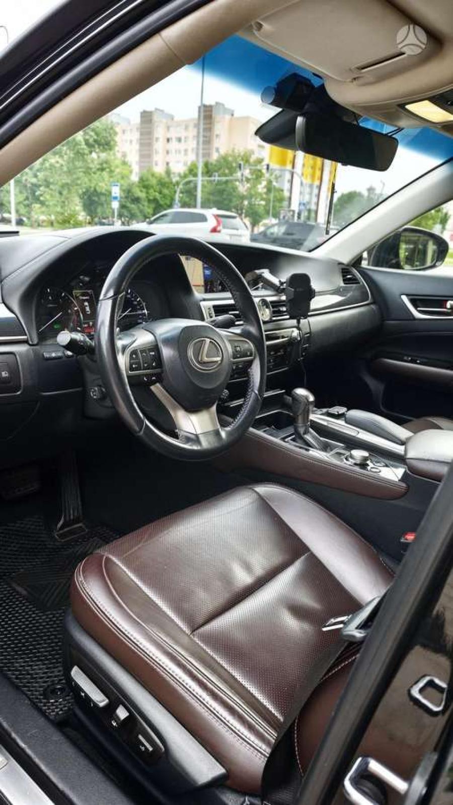 Melns Lexus GS 300h 2016 Šauļi, ar dzinēja tilpumu 2.50 L un nobraukumu 350 tūkst. km par 16000 €, foto 13 vietnē AUTOMOTO.COM.LV