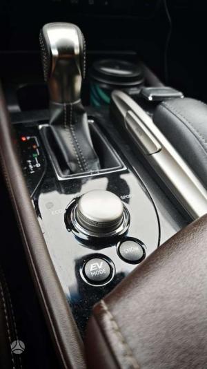 Melns Lexus GS 300h 2016 Šauļi, ar dzinēja tilpumu 2.50 L un nobraukumu 350 tūkst. km par 16000 €, foto 22 vietnē AUTOMOTO.COM.LV