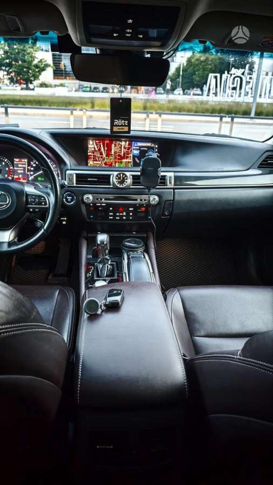 Melns Lexus GS 300h 2016 Šauļi, ar dzinēja tilpumu 2.50 L un nobraukumu 350 tūkst. km par 16000 €, foto 24 vietnē AUTOMOTO.COM.LV