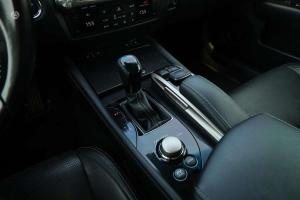 Melns Lexus GS 300h 2017 Viļņa, ar dzinēja tilpumu 2.49 L un nobraukumu 167 tūkst. km par 19000 €, foto 14 vietnē AUTOMOTO.COM.LV