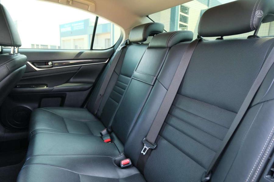 Melns Lexus GS 300h 2017 Viļņa, ar dzinēja tilpumu 2.49 L un nobraukumu 167 tūkst. km par 19000 €, foto 21 vietnē AUTOMOTO.COM.LV