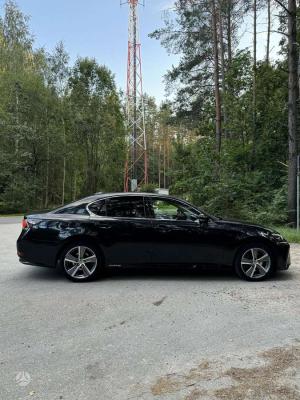 Black Lexus GS 300h 2017 in Vilnius, with an engine capacity of 2.49 L and mileage of 169 thousand km for 18500 €, photo 6 on AUTOMOTO.COM.LV